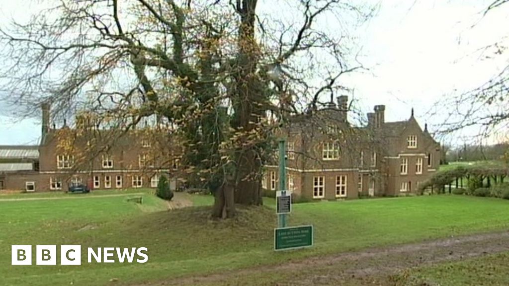HMP East Sutton Park inmates' mansion flats 'a waste of money' - BBC News