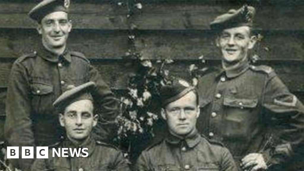 World War One soldiers remembered at Inverness Museum - BBC News