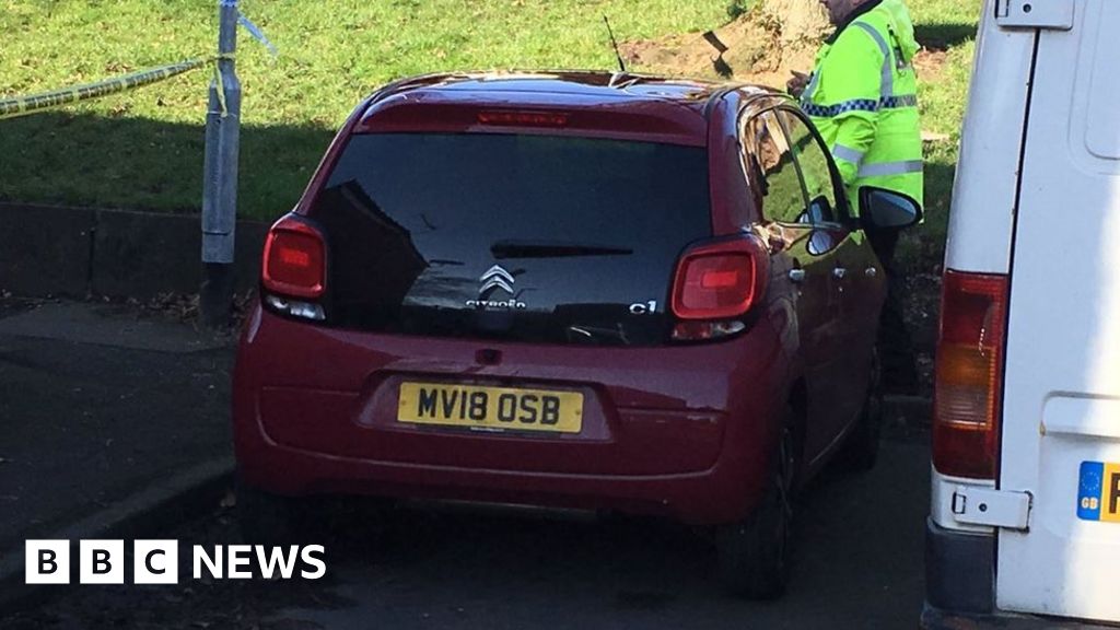 Ashton-under-Lyne: Man 'fighting for life' after trying to stop carjacking