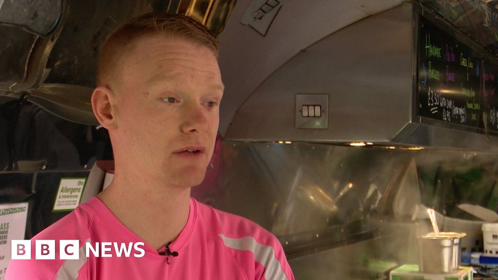 Left for dead - then helped to quit gang life - BBC News