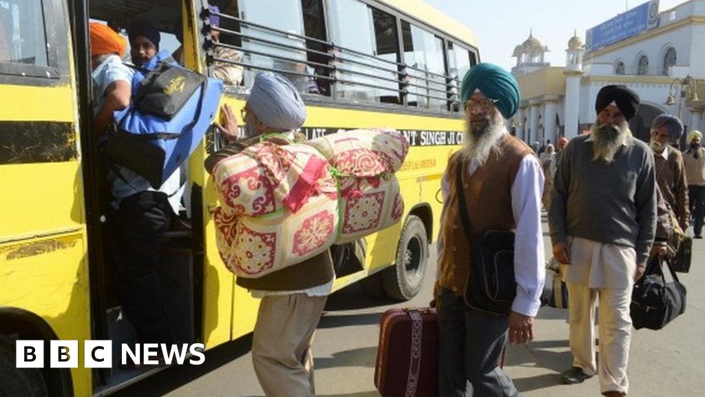 Indian police receive life sentences for 1991 Sikh killings - BBC News