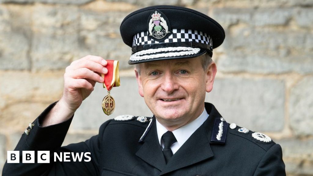 Search launched for new Police Scotland chief constable - BBC News
