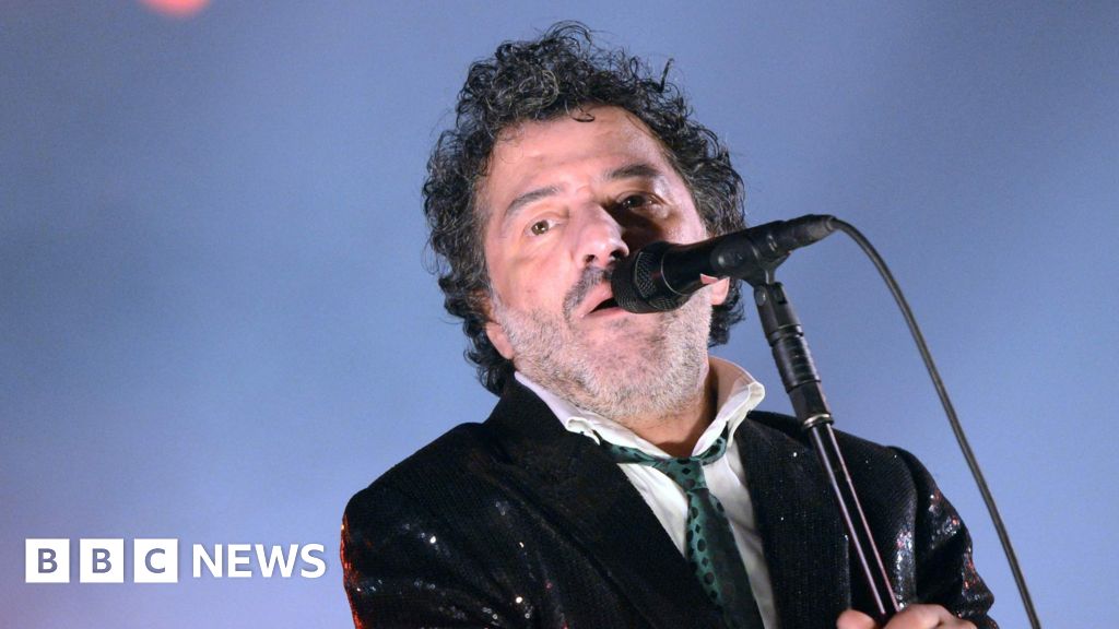 Algerian singer Rachid Taha dies aged 59 in Paris - BBC News