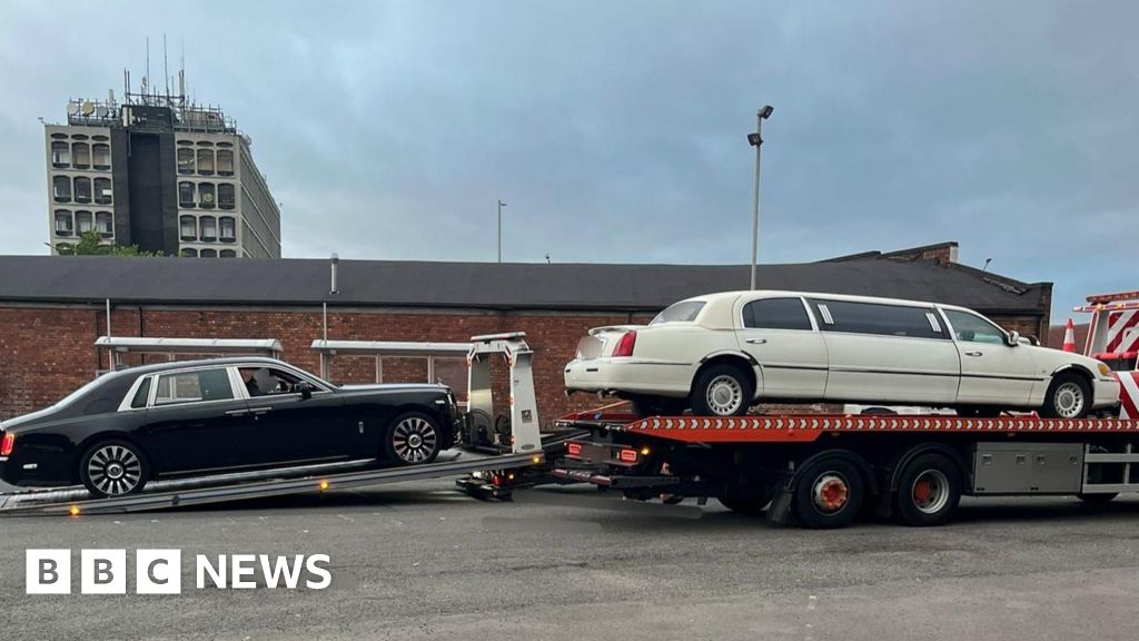 Wolverhampton's unlicensed prom cars crackdown continues