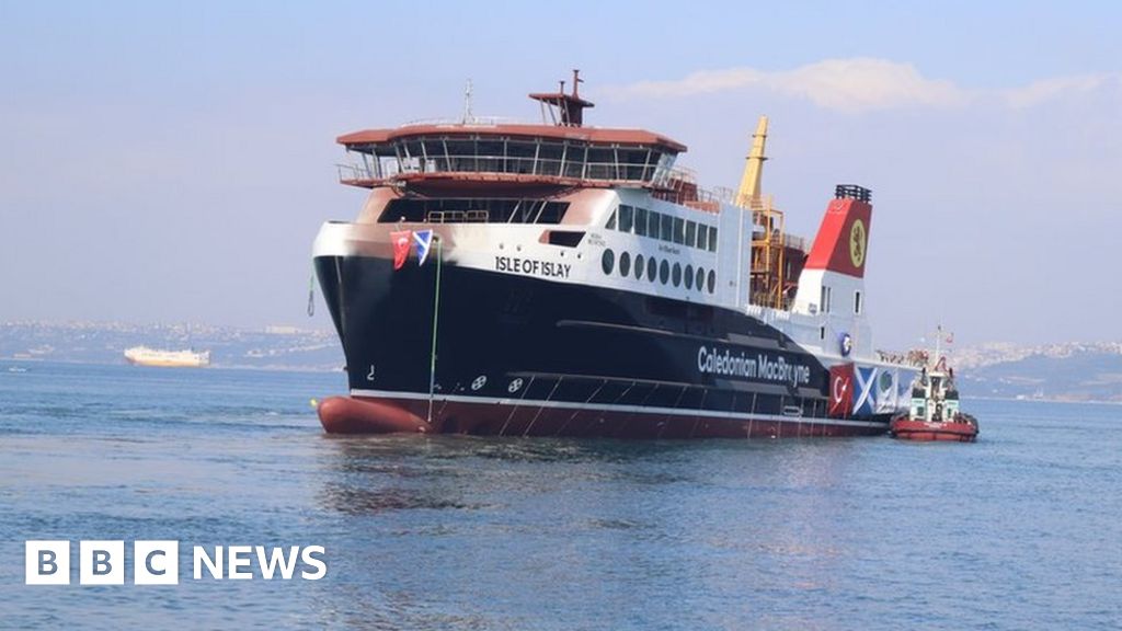 Islay Turkish-built CalMac ferry successfully launched - BBC News