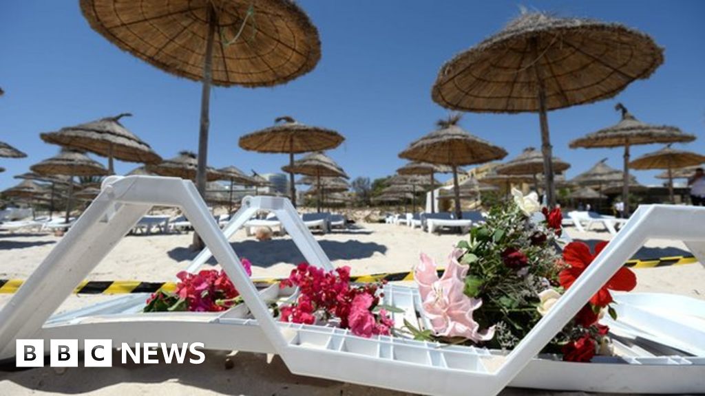 Tunisia attack: 'Strong reason to believe' Irish couple dead in beach ...