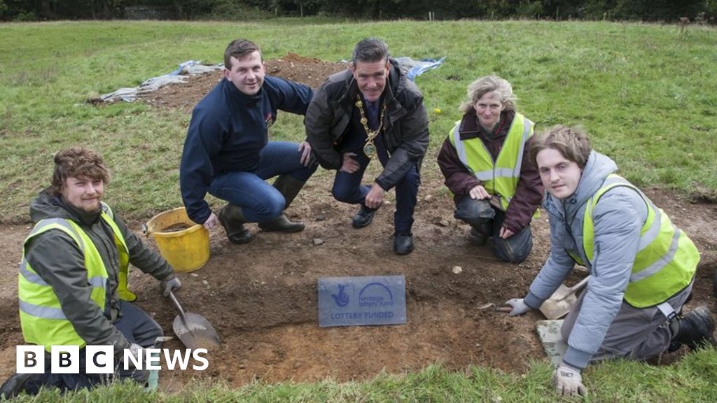 Archaeologists to unearth Siege of Derry secrets - BBC News