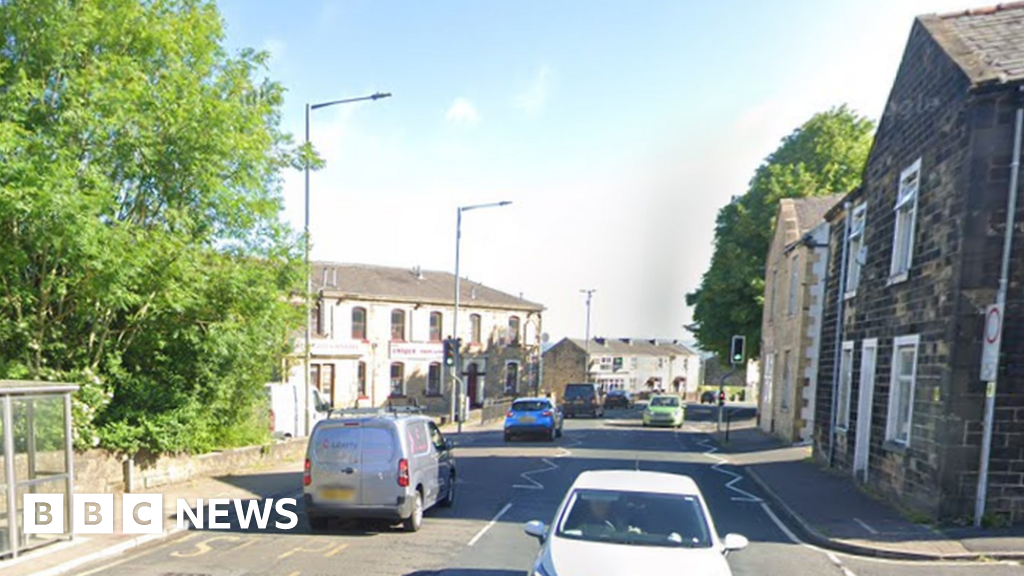 Brierfield crash: Third arrest after man knocked down and killed - BBC News