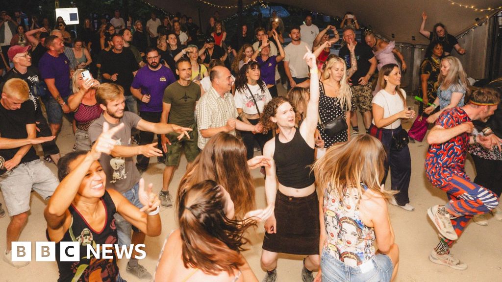 'It's the best feeling' - The Bristol rave where everyone is sober