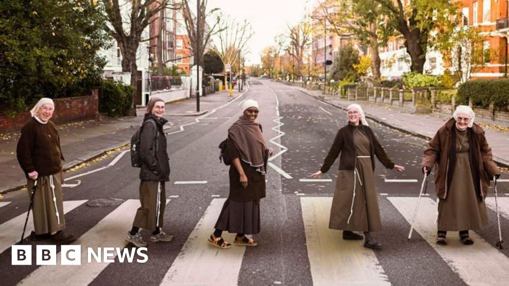 Poor Clares of Arundel: Singing nuns shocked by success - BBC News