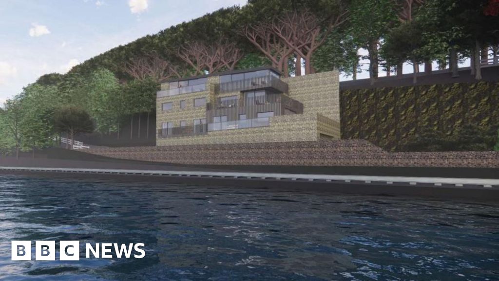 Plans to develop Looe house condemned for landslip risk - BBC News