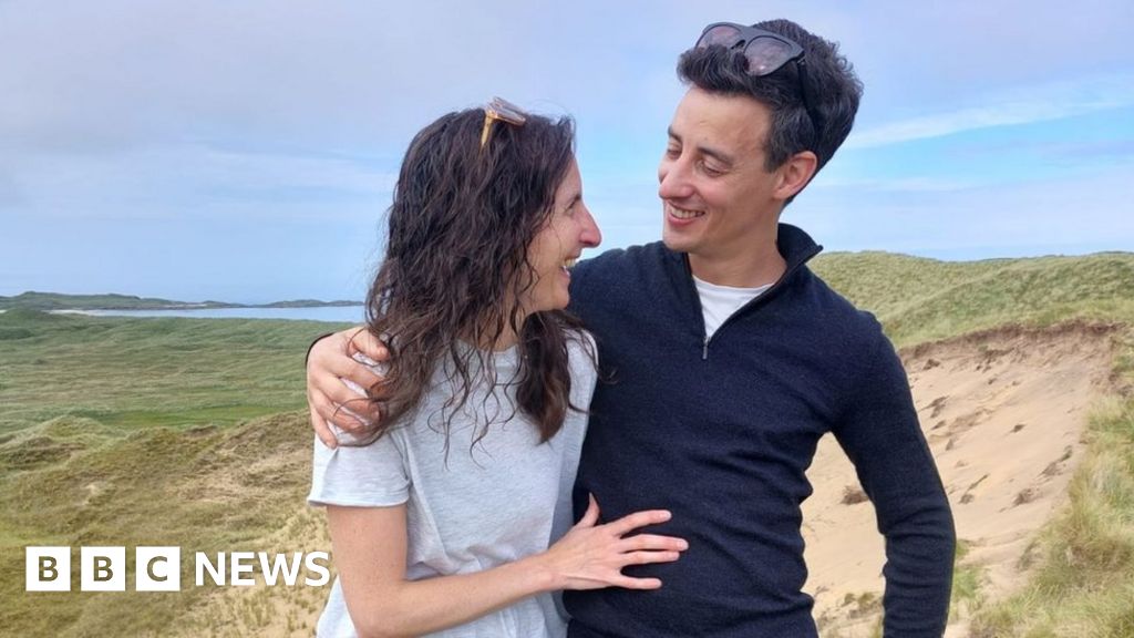Coll couple's wedding plans saved after ferry woes - BBC News