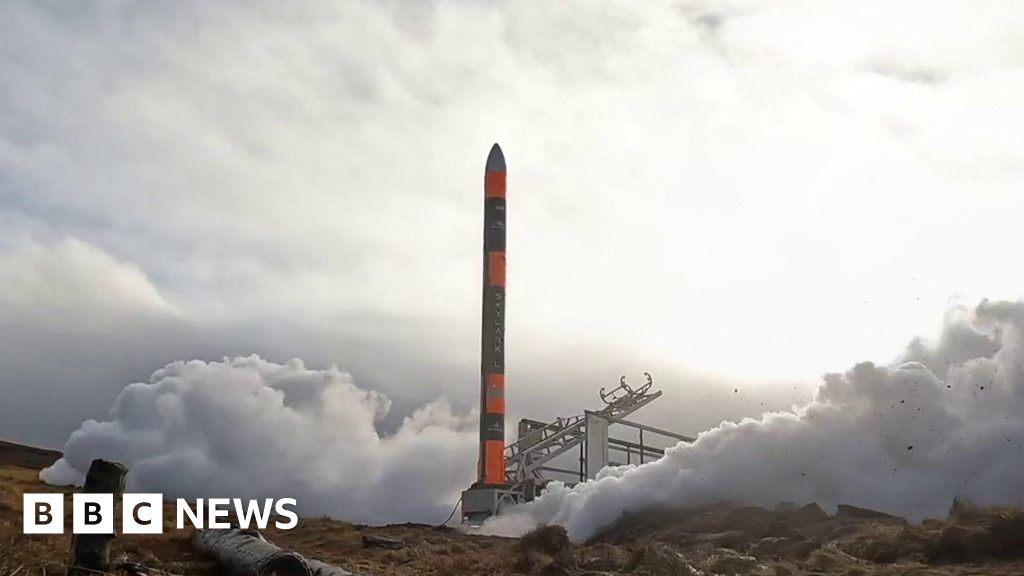 First Skyrora space launch ditches in the sea - BBC News
