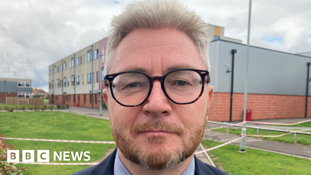 Haygrove School: Unsafe school building could be shut for months - BBC News