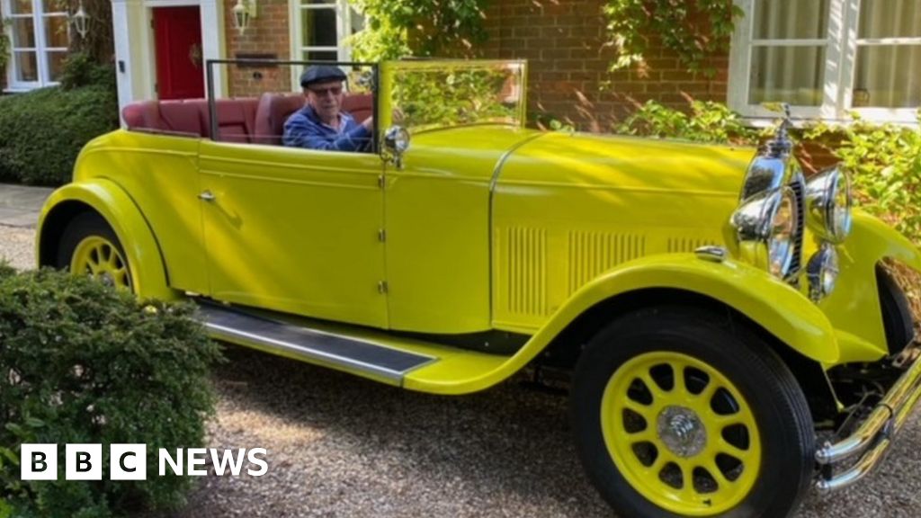 Fans 'in awe' of restored classic car during first trip out