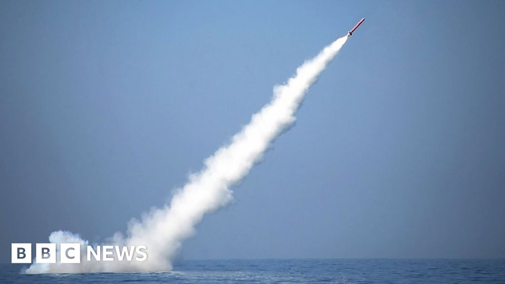 Pakistan 'launches first cruise missile from submarine' - BBC News