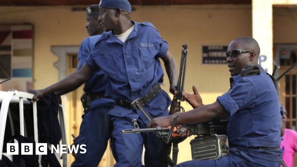 Tension mounts ahead of Burundi elections - BBC News