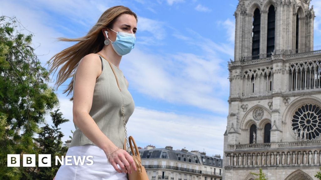 Covid travel: France moves to amber list and green list expands