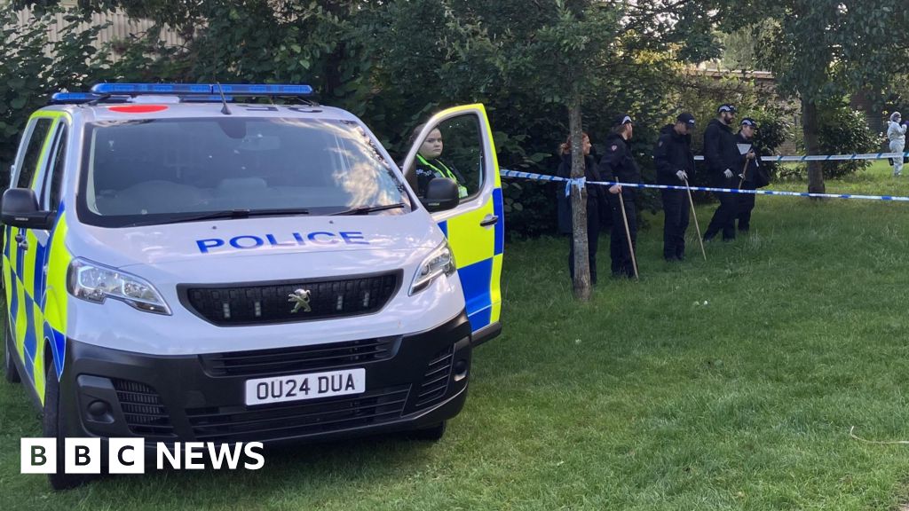 Two held in Cambridge after man badly hurt in stabbing incident Two held in Cambridge after man badly hurt in stabbing incident