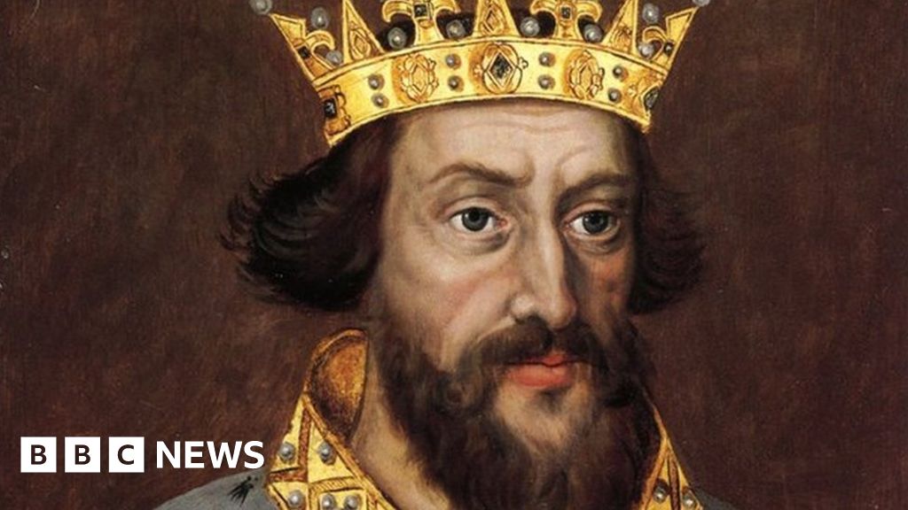 Graves discovered in King Henry I dig - BBC News