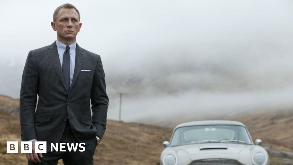 What's fact and fiction about working as a British spy? - BBC News What's fact and fiction about working as a British spy? - BBC News