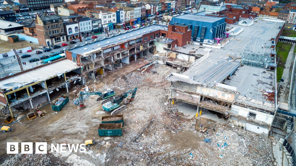 Images show Stockton high street demolition progress - BBC News
