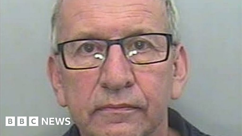 Fake NHS boss ordered to sell boat to repay earnings