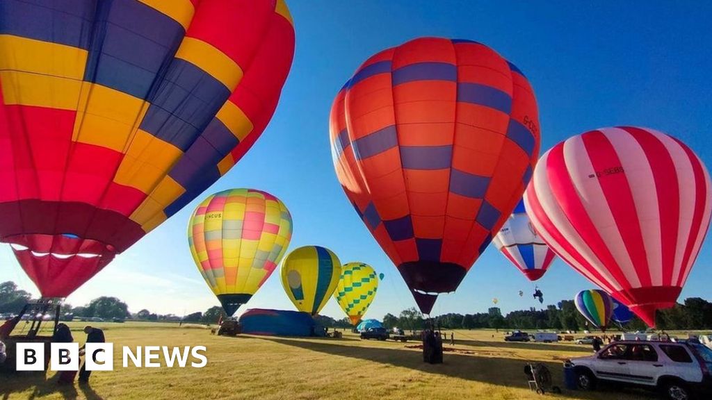 Worcester balloon festival to go ahead after May cancellation - BBC News