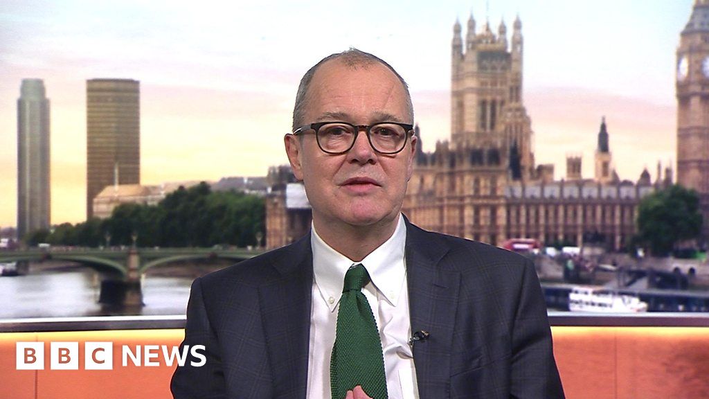 Coronavirus: Government expert defends not closing UK schools