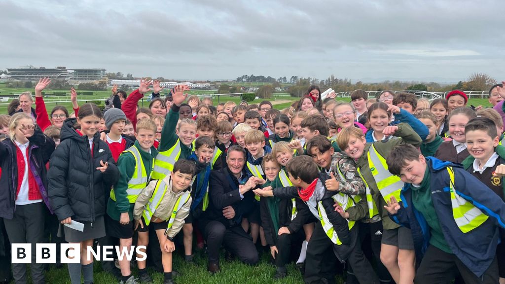 Hundreds of children swap school for Cheltenham Racecourse