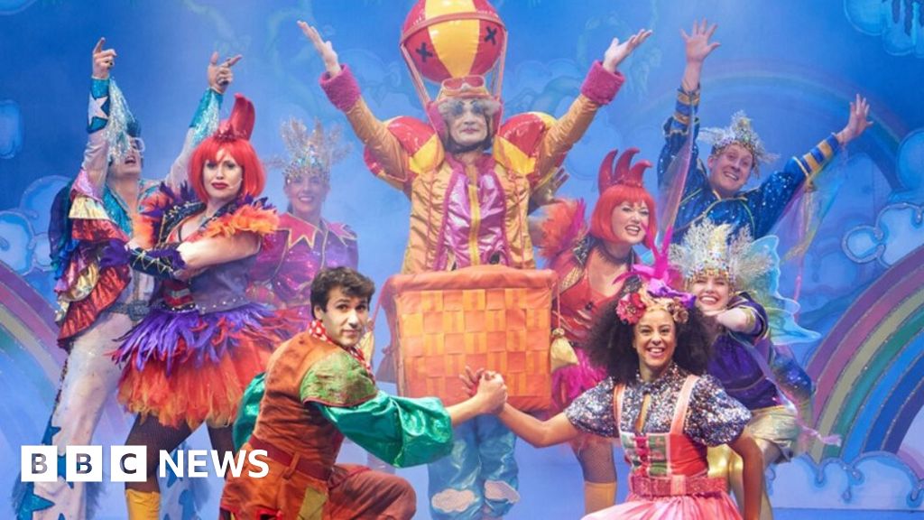 Newbury theatre gives away cost-of-living panto tickets