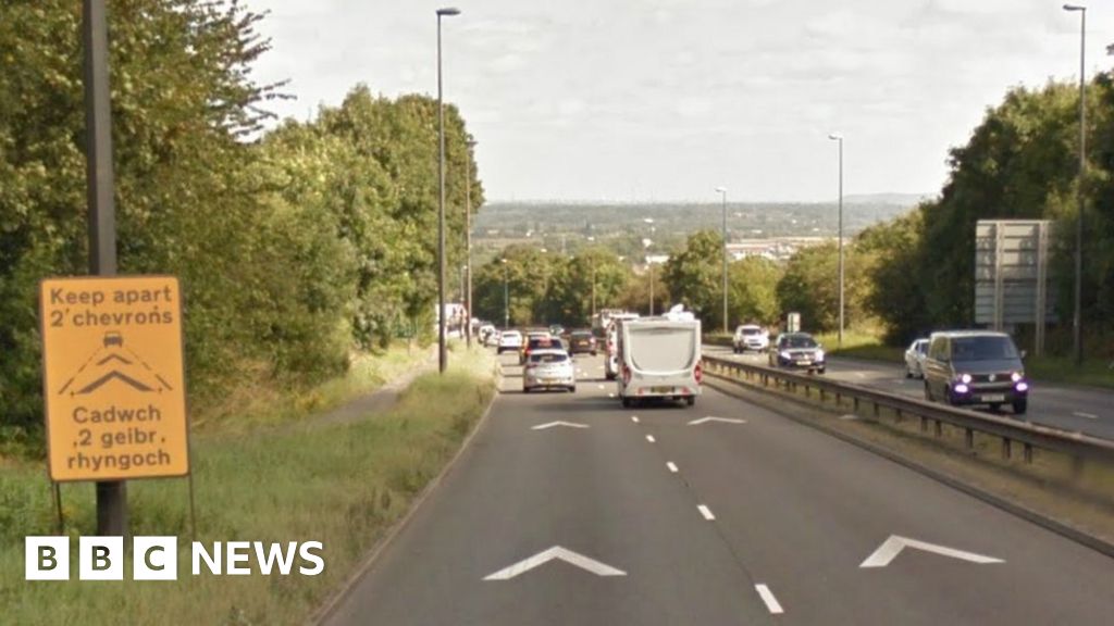 £200m A55 and A494 Deeside red road preferred by council - BBC News