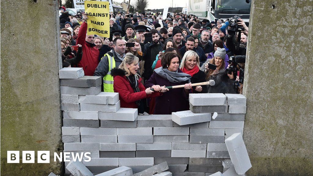 Brexit: Does the Irish peace accord rule out a hard border?