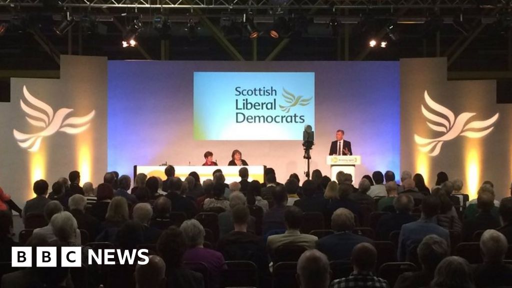 Electoral Commission probes Scottish Lib Dem spending - BBC News