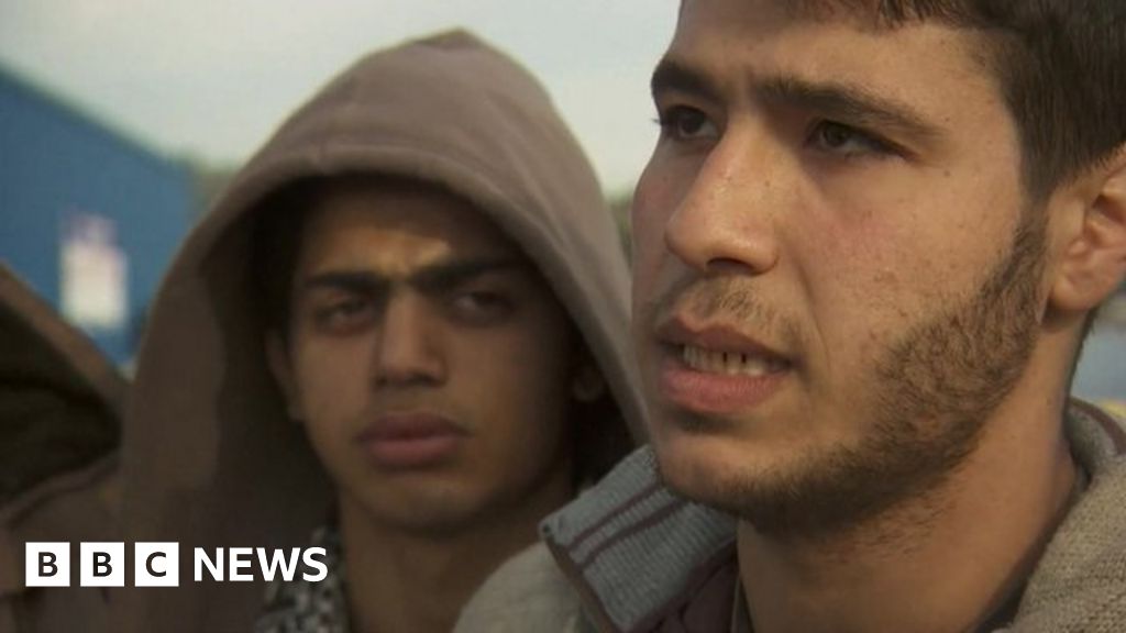 Migrant: 'Paris events happen every day in Syria' - BBC News