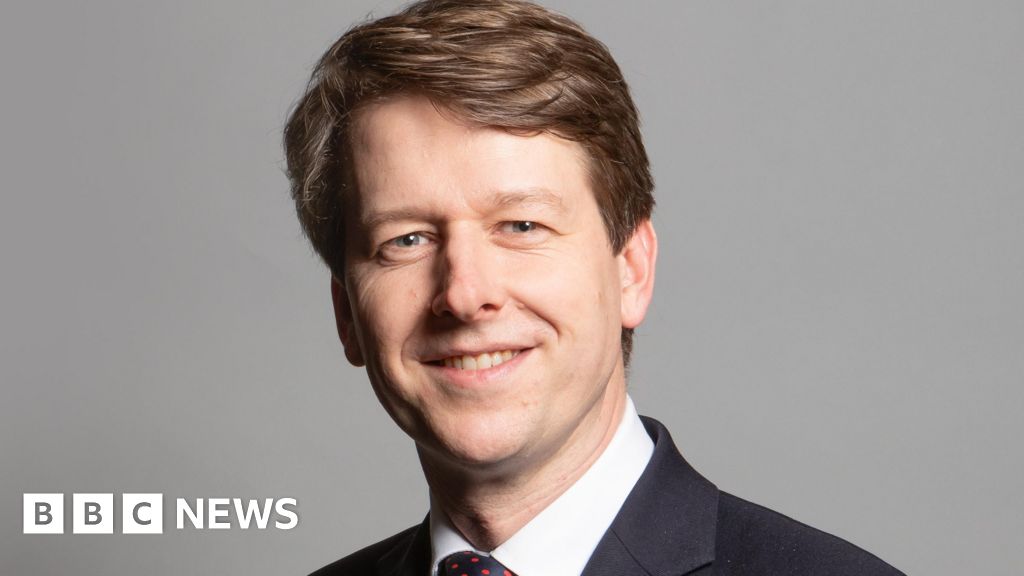 Schools must be built to last - Worcester MP - BBC News