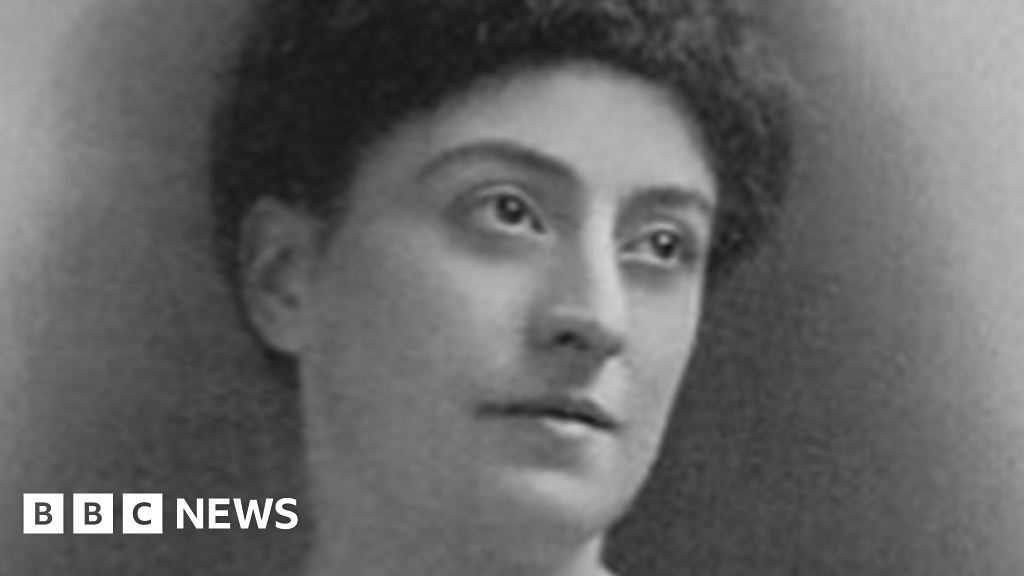 Ethel Gordon Fenwick: Service to remember nursing pioneer