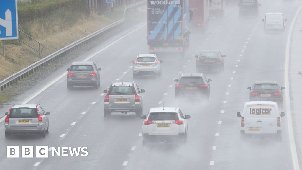 Storm Bronagh: UK braced for more disruption as Ali clean up continues ...