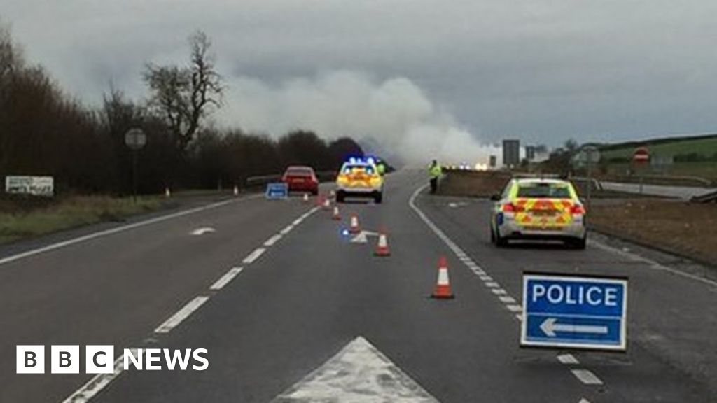 Catworth fire closes A14 in Cambridgeshire - BBC News