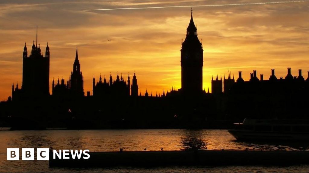 Who decides what you know about ministers' financial interests? - BBC News