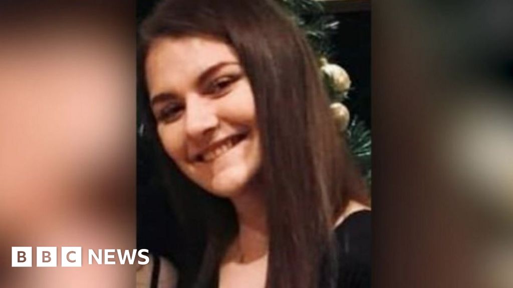 Libby Squire: 'Significant concerns' for missing Hull student - BBC News
