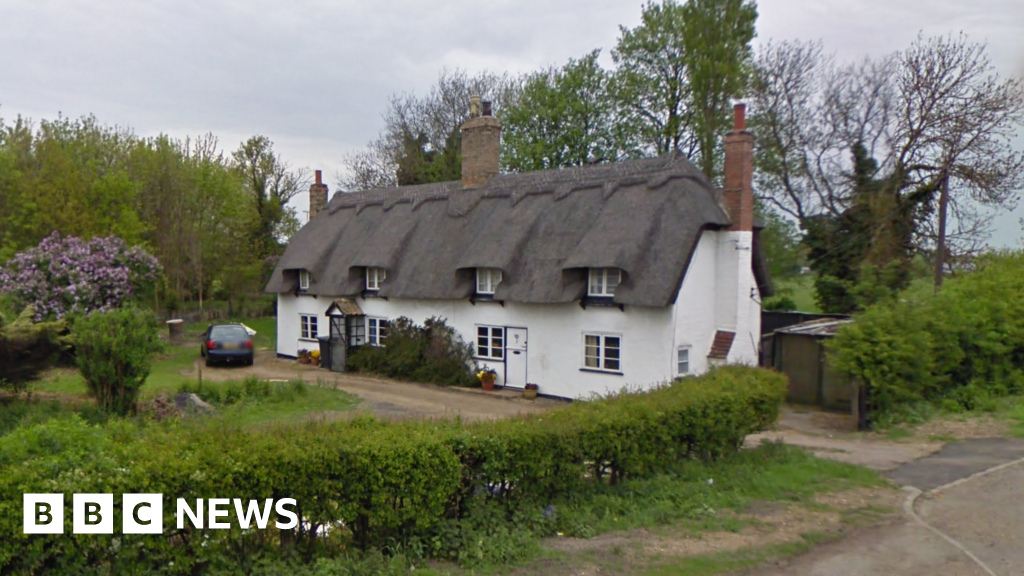 Grade II site demolished for A428 Black Cat to Caxton Gibbet project - BBC News