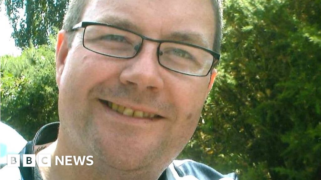 Family tribute to Fife man who died after dive at Kinghorn beach