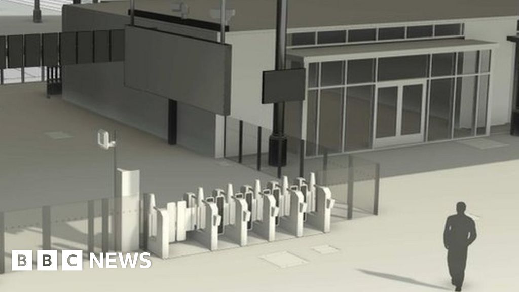 Hull Paragon Station ticket barriers to target fare-dodgers - BBC News