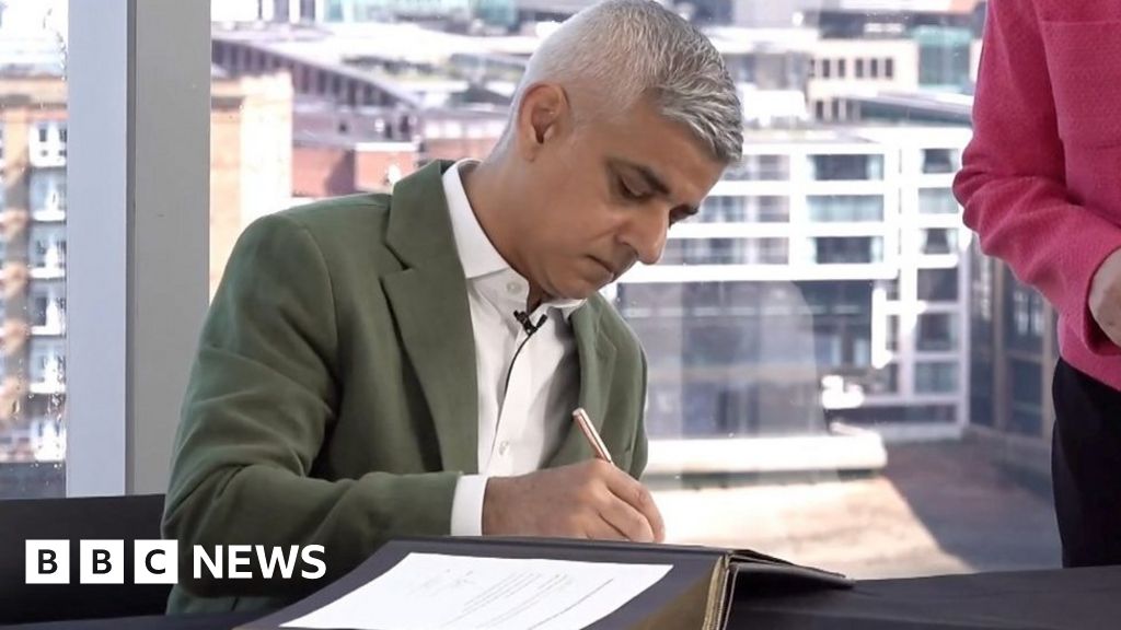 Mayor of London: Sadiq Khan sworn in for historic third term - BBC News