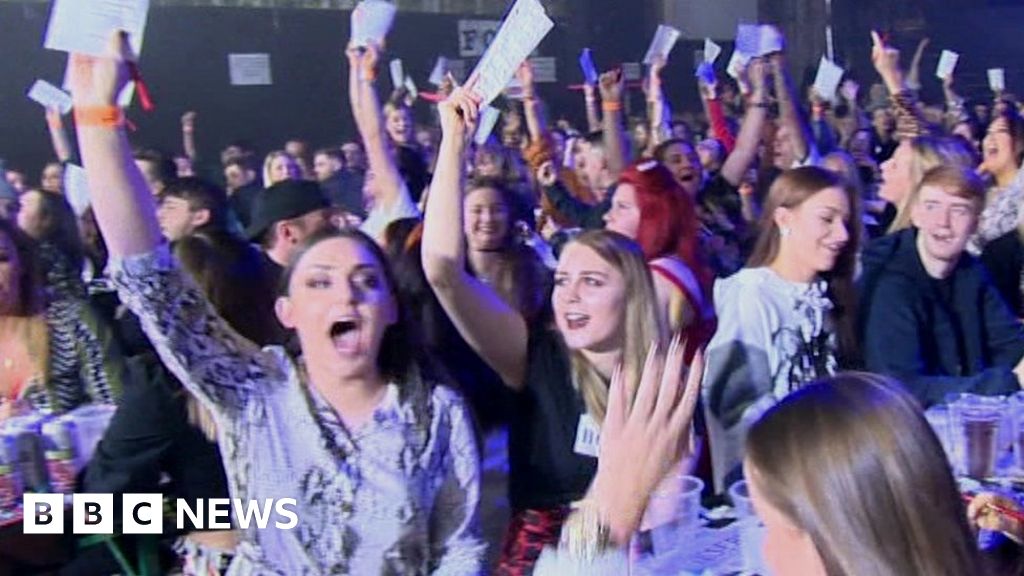 Liverpool club night puts the house in bingo - BBC News