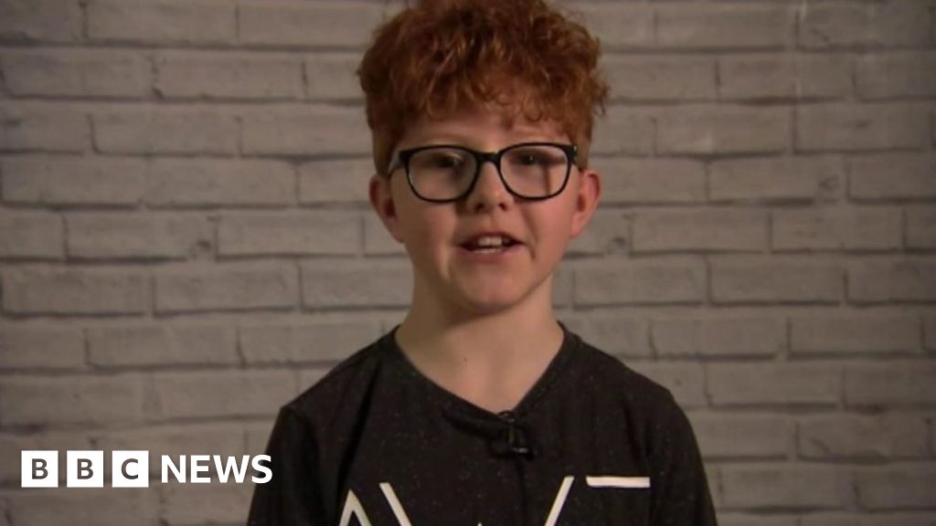 Eastbourne boy, 12, bullied 'just because I'm ginger' - BBC News
