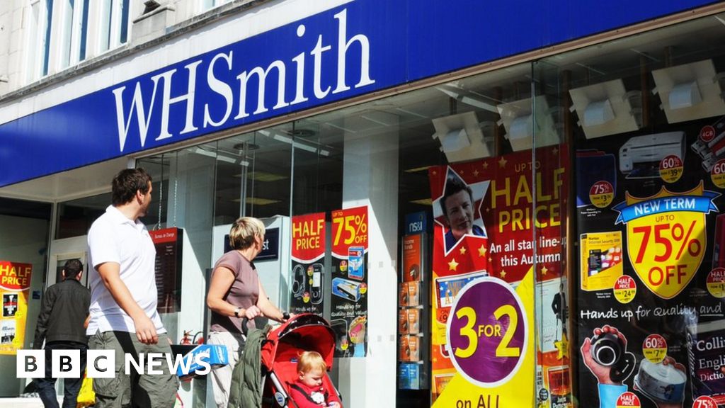 WH Smith voted UK's worst High Street shop in Which? survey - BBC News