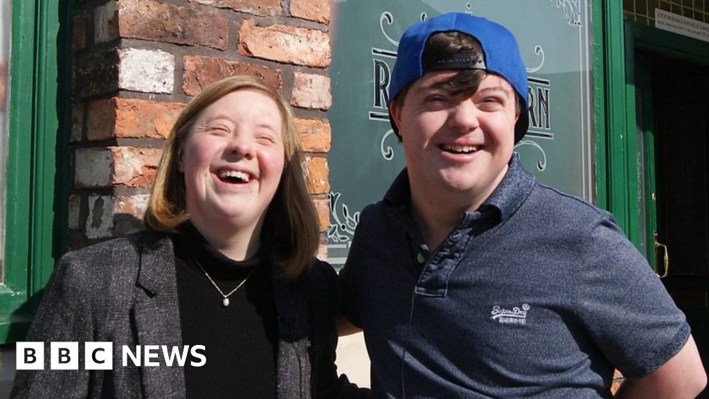 To mark Down’s Syndrome Awareness Week, Coronation Street actor met up ...