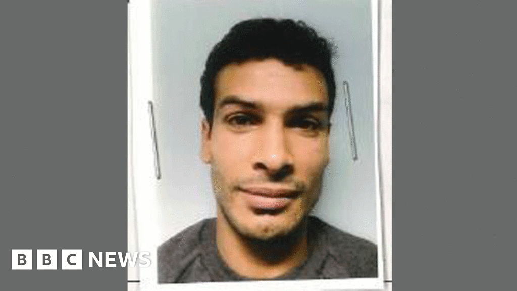 Alert over missing Dumfries psychiatric patient - BBC News